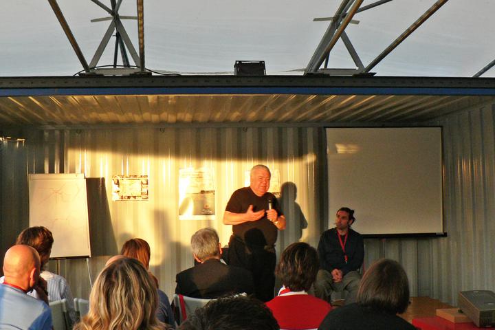 CACHARRO 2.0 | straddle3